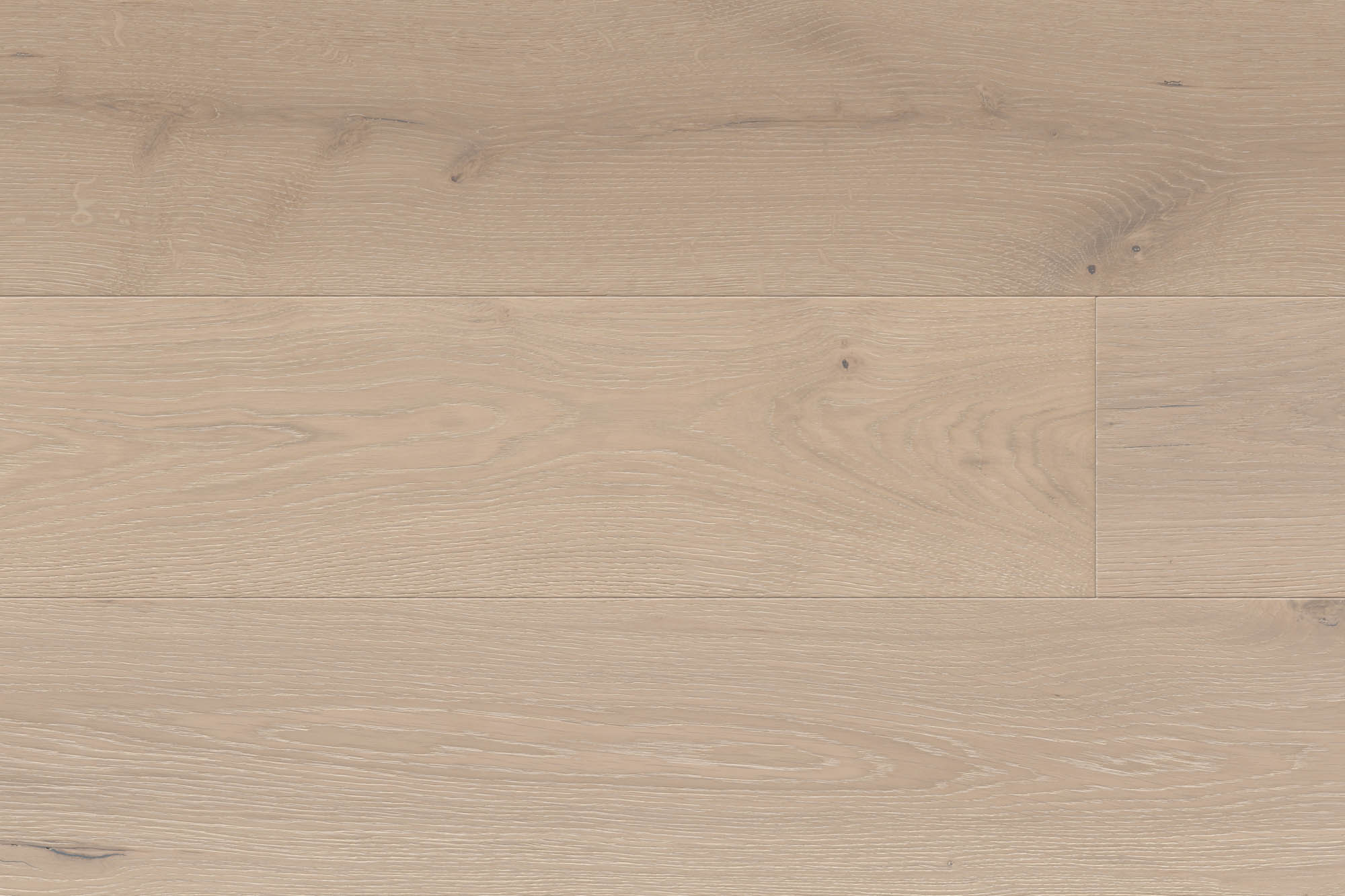 Castledale 9/16" x 7-1/2" Wirebrushed Engineered Hardwood :Portercraft
